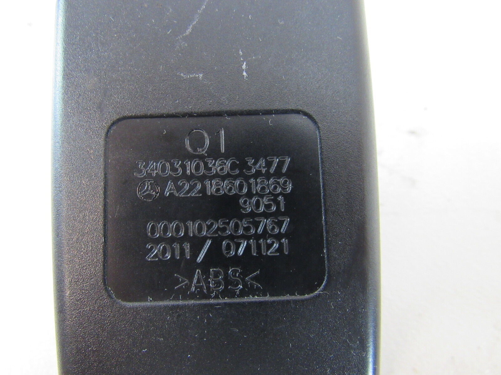 Mercedes W216 CL550 CL63 seat belt buckle, black, right front ...