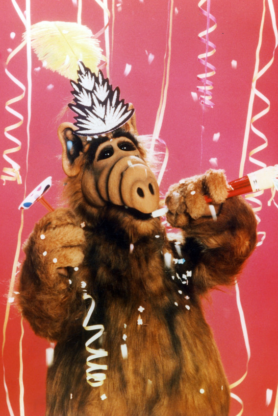 Alf in Party Mood cult Alf TV series 18x24 Poster - Home Décor