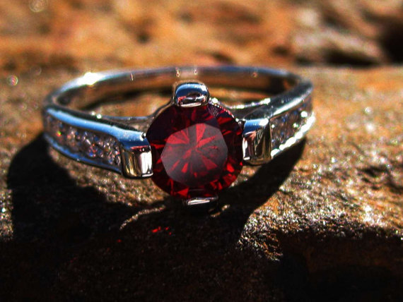 Haunted Ring VAMPIRE subliminal mind control of rare supernatural ...