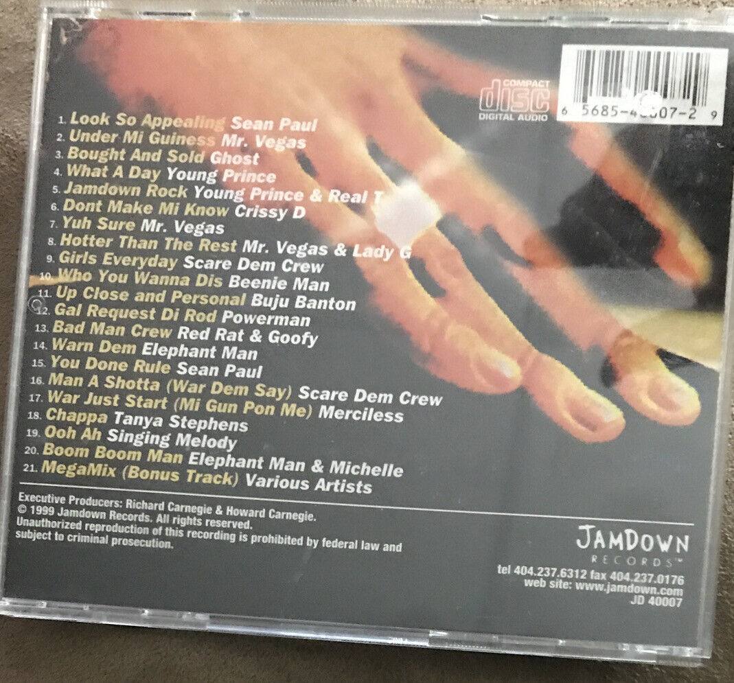 THE ULTIMATE DANCEHALL MIX - V/A - CD - MEGAMIX - 21 Tracks - CDs