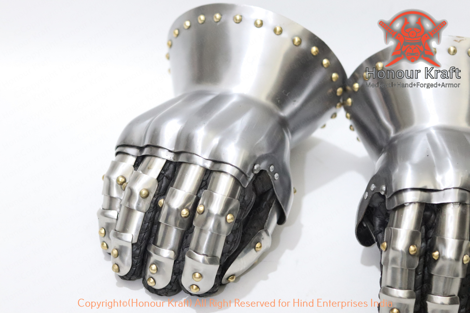 Medieval Historical Hourglass Gauntlet Armour for SCA & Reenactment ...