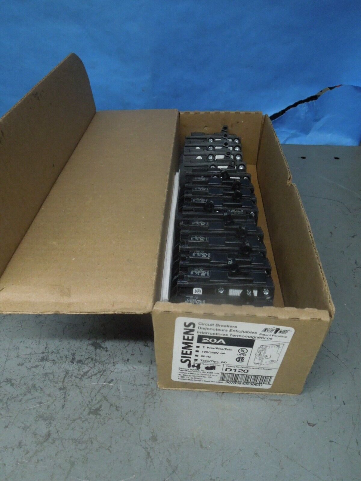 Box of 14- Siemens D120 20A 1P 120/240V Type QD Bolt On Circuit Breaker ...