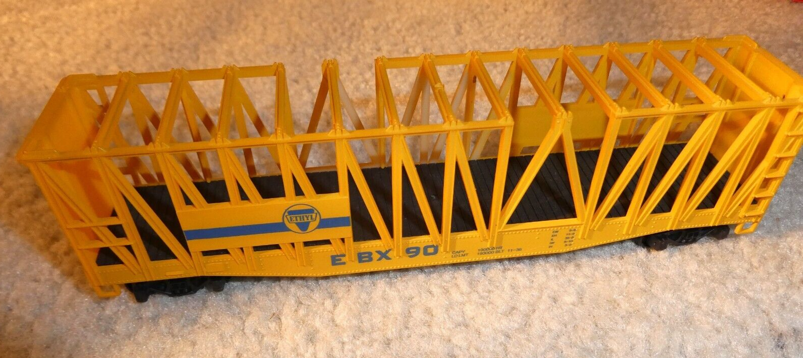 Vintage HO Scale ROCO Ethyl EBX 90 Yellow Freight Car 7" Long - Freight ...