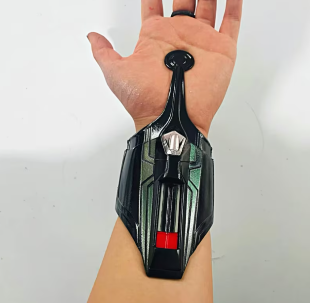 Handmade Spider Man Web Shooter, Spider-Man Homecoming Web Shooter ...
