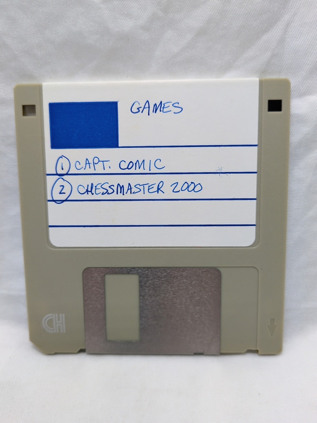 MS-Dos Games Captain Comic And Chessmaster 2000 Floppy Disk 3.5 ...