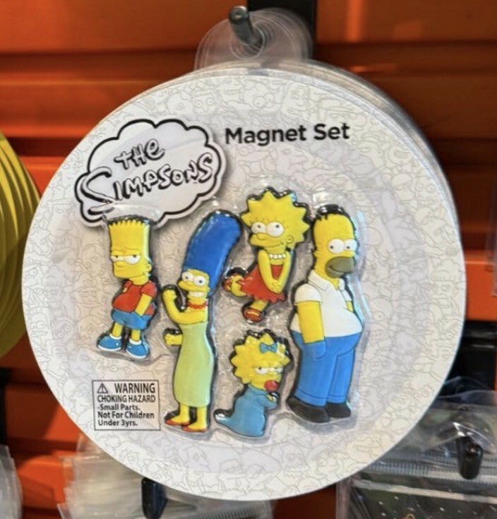 Universal Studios Parks The Simpsons Family Magnet Set - Refrigerator ...