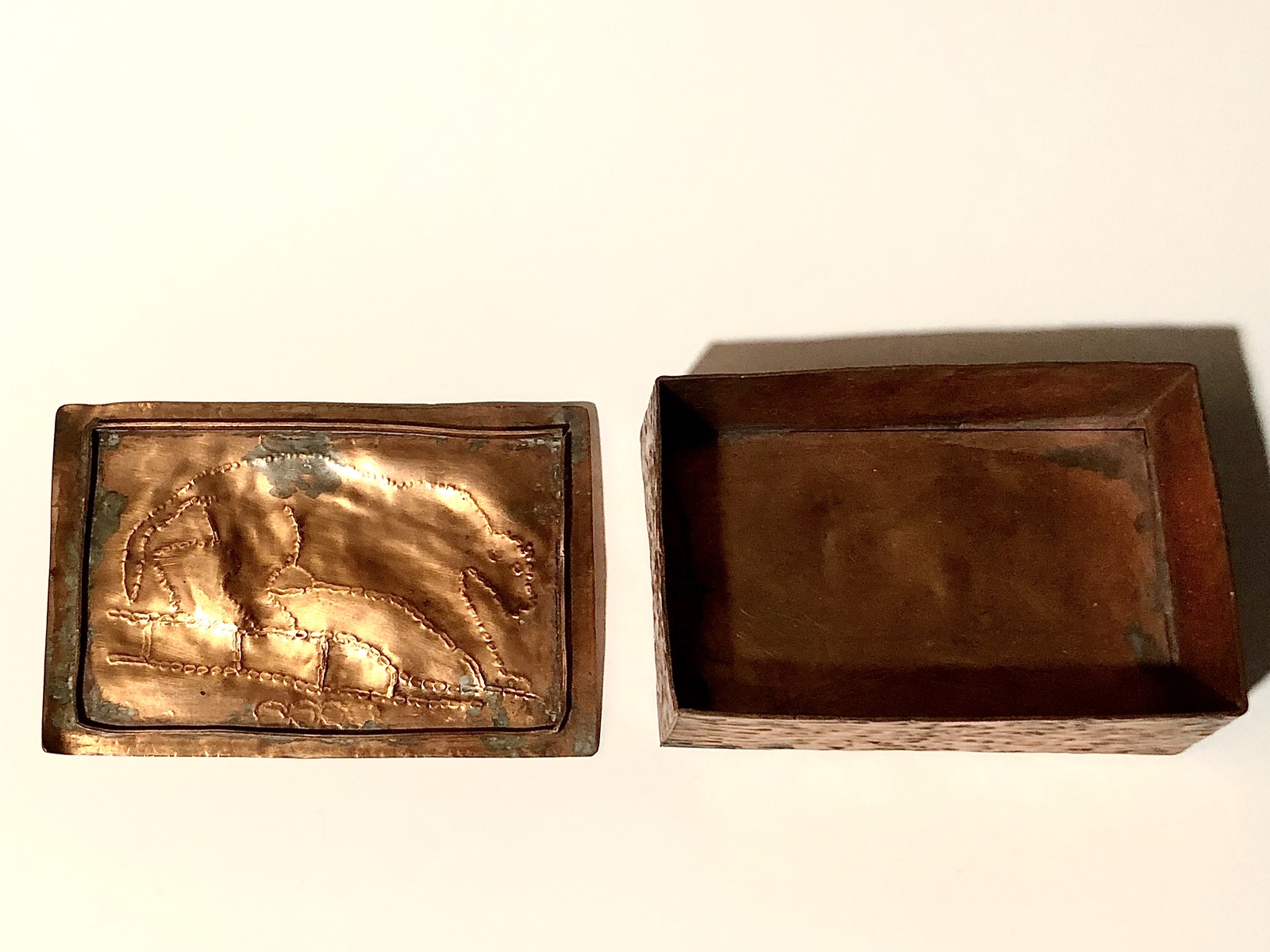 Western Arts and Crafts / Folk Art Hammered Copper Box Signed by Artist ...