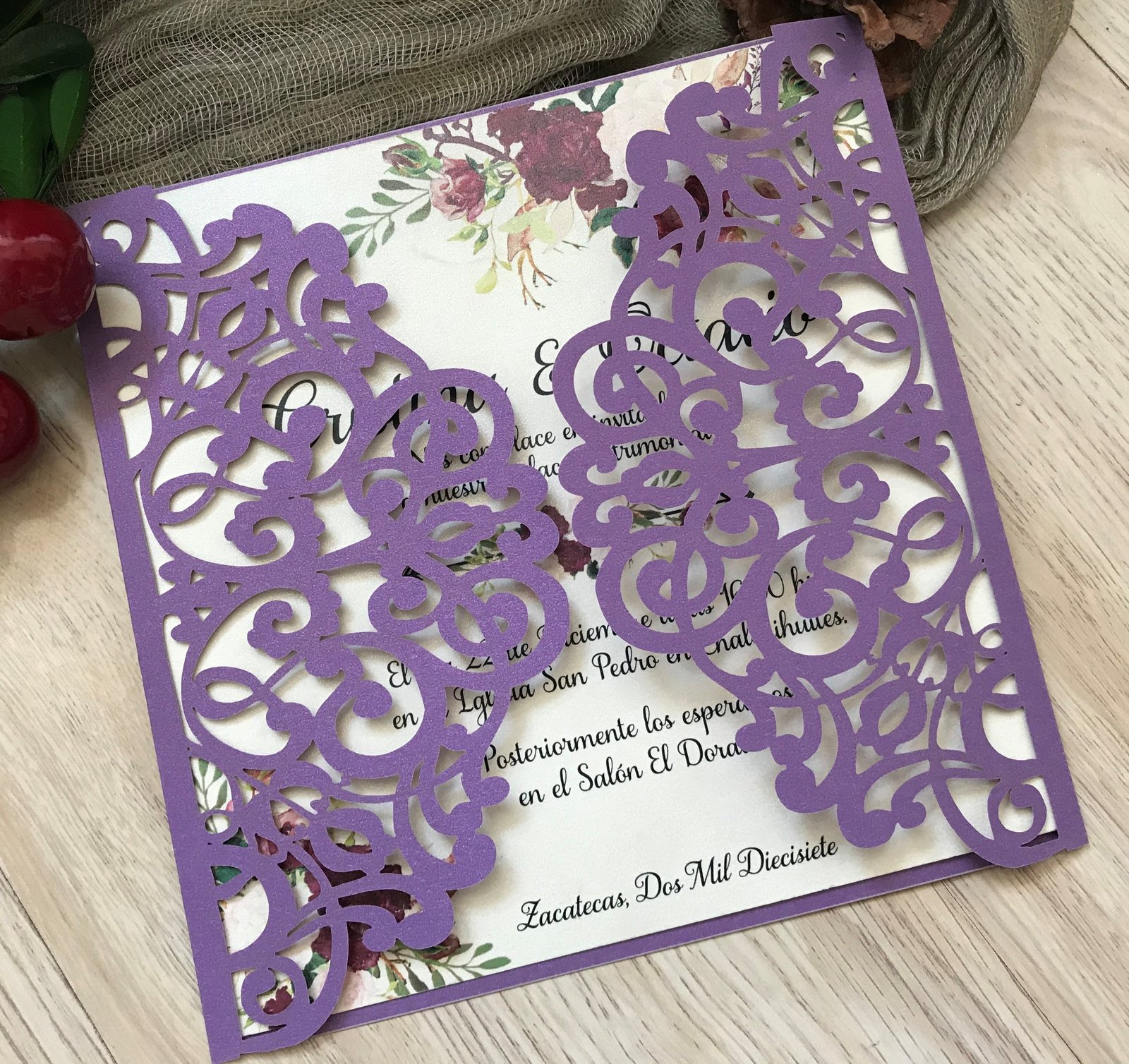50pcs Purple laser cut wedding invitations cards,Laser Cut Invitation ...