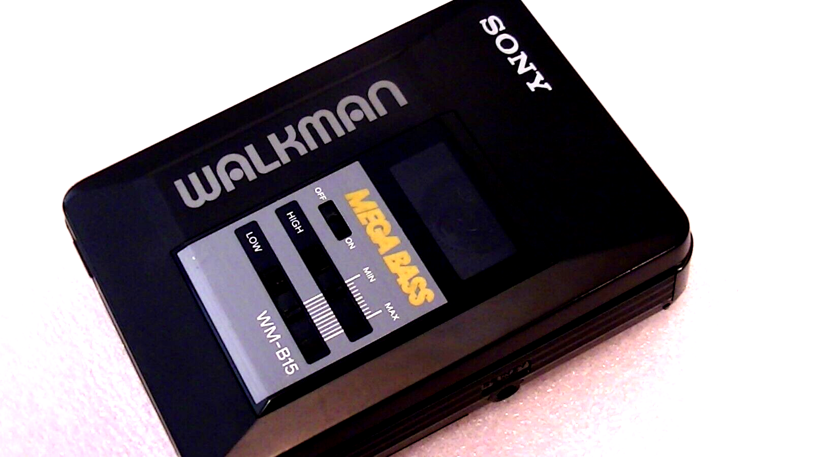 Restored VINTAGE SONY WALKMAN CASSETTE PLAYER WM-B15, Works very well ...