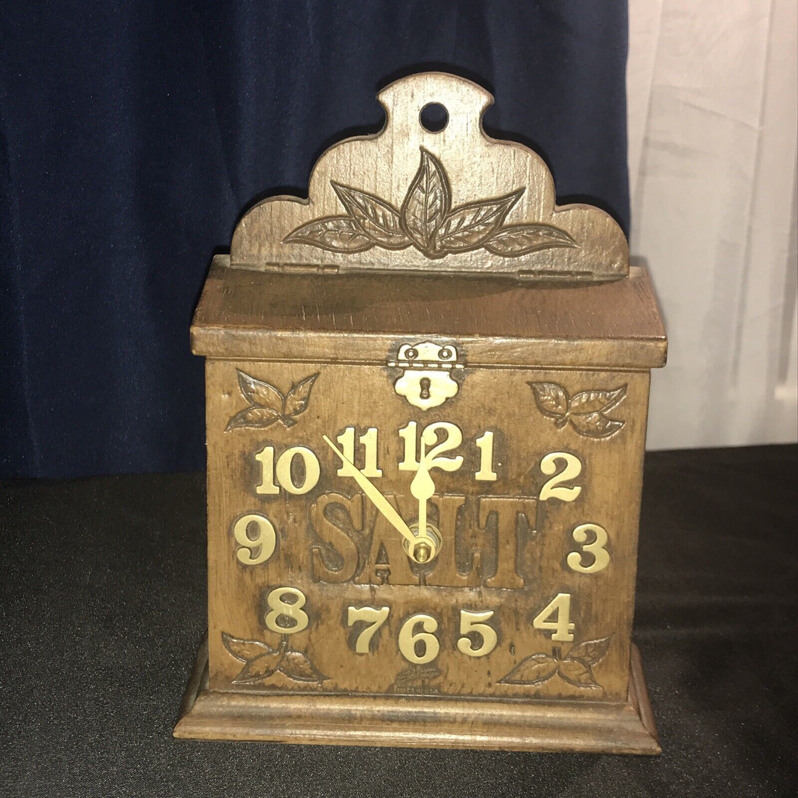 Vtg Mid Century Spartus Kitchen Wall Clock 1950’s? Salt Box CottageCore ...