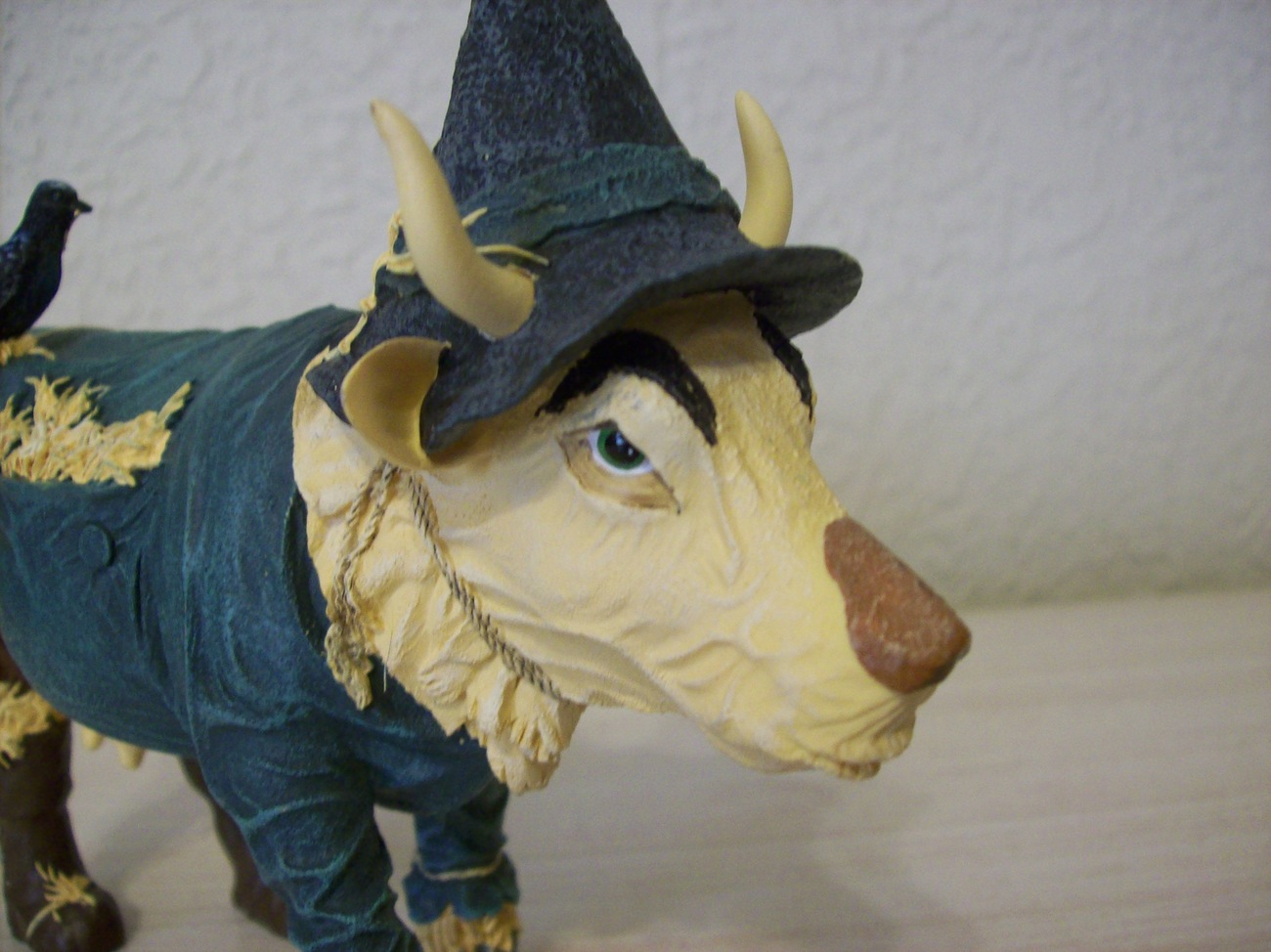 Cow Parade 2002 “Scarecrow” Wizard of Oz Cow - Sculptures & Figurines