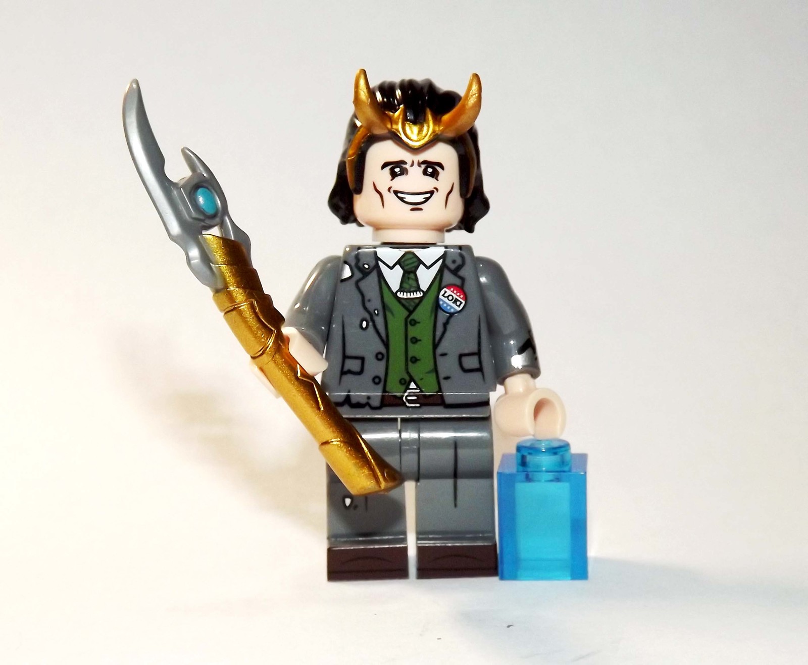 Loki Grey Suit with cube TV Show Minifigure Custome - LEGO (R) Minifigures