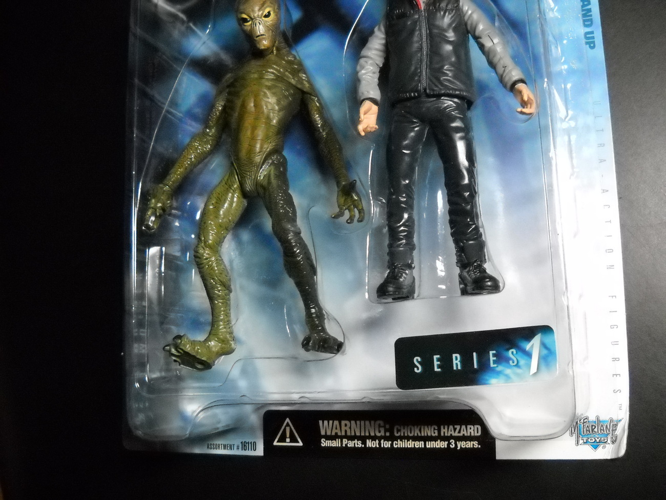 X Files McFarlane 6 Inch Agent Fox Mulder Alien 98 Series 1 Still ...