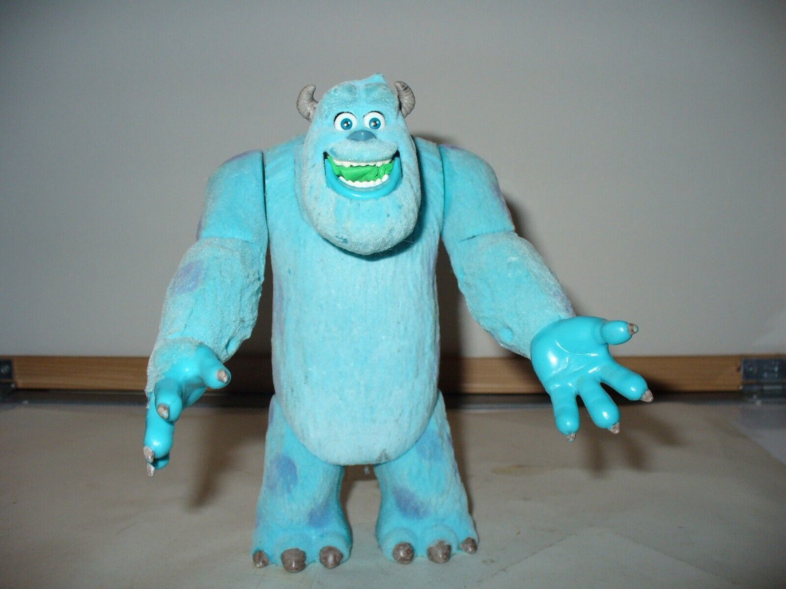 Disney/Pixar Monsters Inc. Sulley Action Figure 6.5 Inches Poseable ...