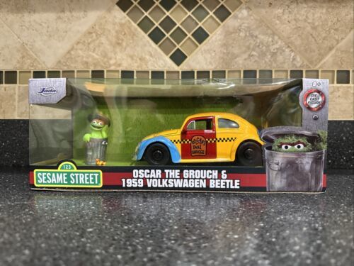Jada Hollywood Rides: Sesame Street - Oscar The Grouch & 59 VW Beetle 1 ...