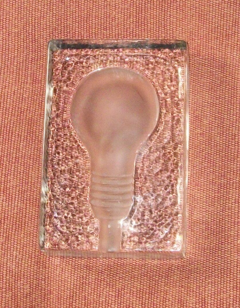 VTG GLASS PAPERWEIGHT LEAD CRYSTAL LIGHT BULB IDEA DESK DECOR BRIGHT ...
