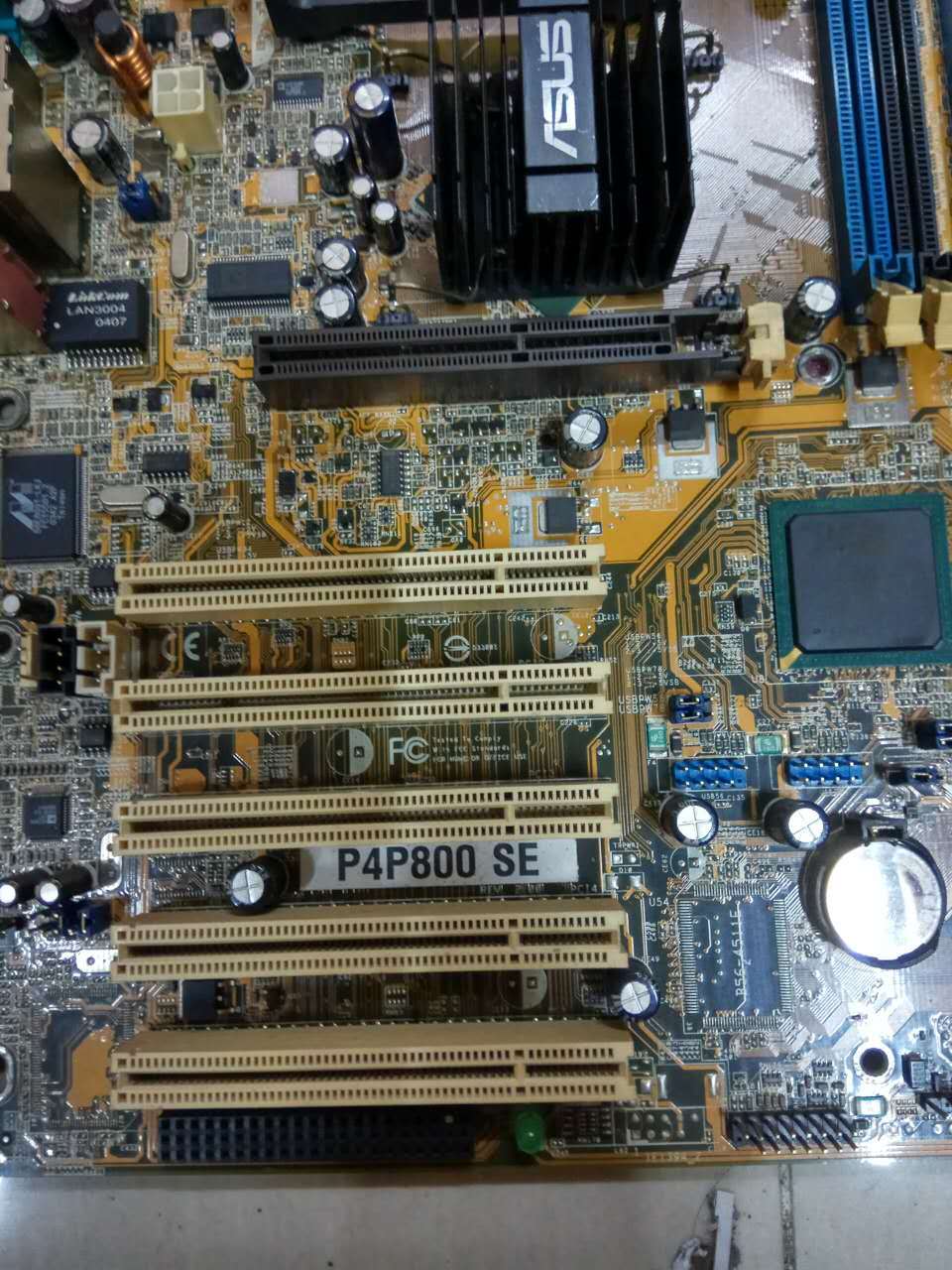 ASUS P4P800 SE Socket 478 Motherboard - Motherboards