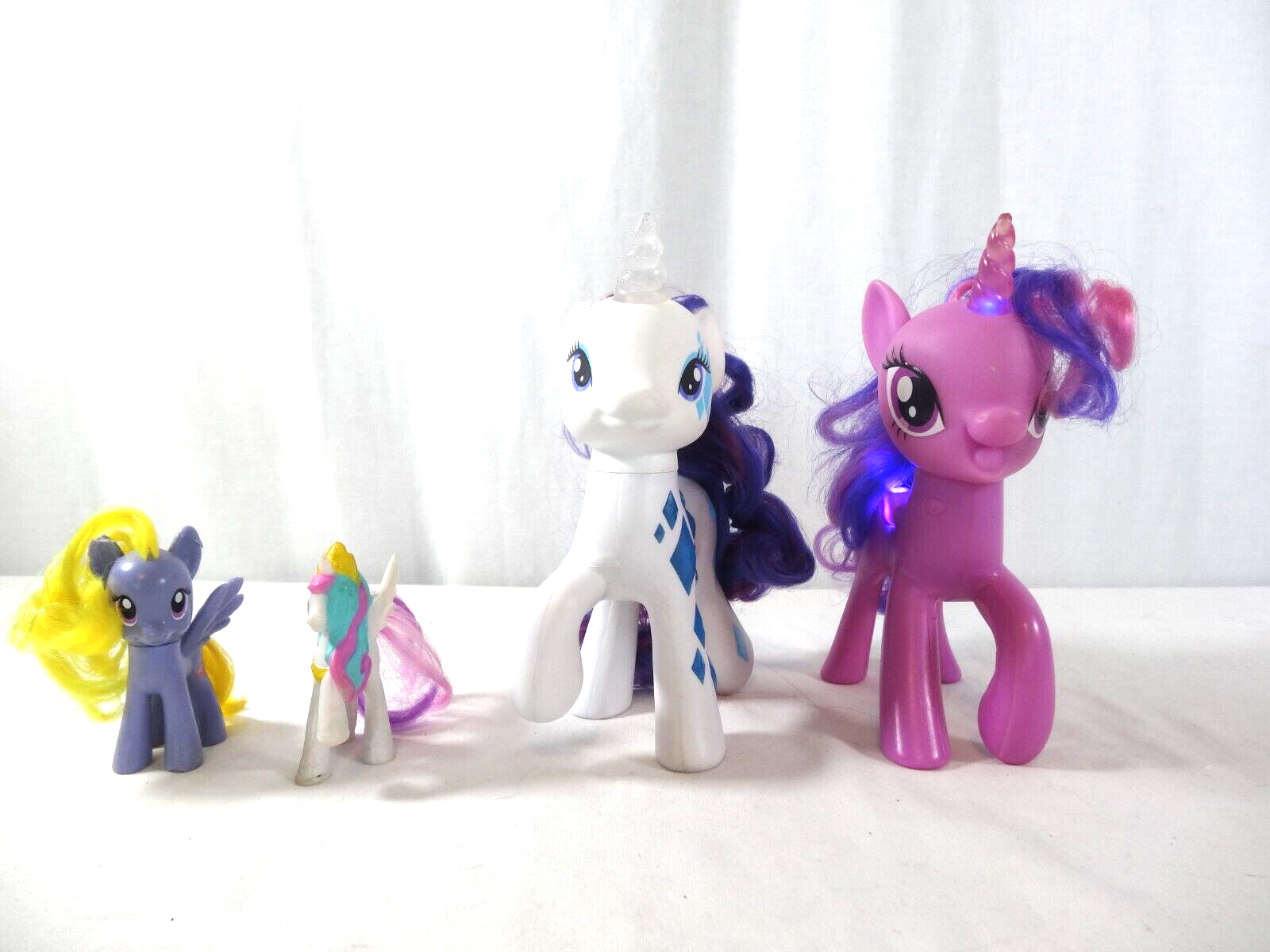My Little Pony Friendship is Magic Glamour Glow Rarity Light Up Figure ...