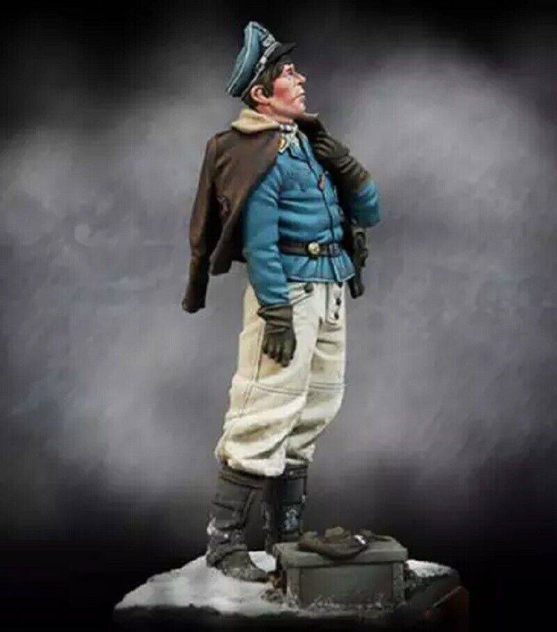 1/24 Resin Model Kit German Soldier Pilot Air Force WW2 Unpainted - Figures