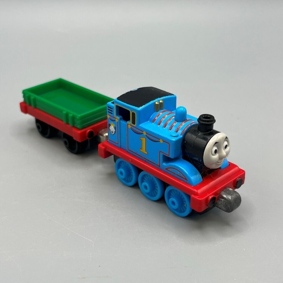Thomas & Friends Take N Play Diecast 2012 Thomas Engine F12A & Low ...