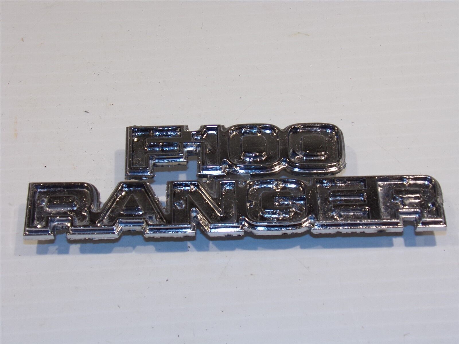 1973 - 79 Ford F100 Ranger Emblem OEM D7TB-16702-AWB 74 75 76 77 78 ...