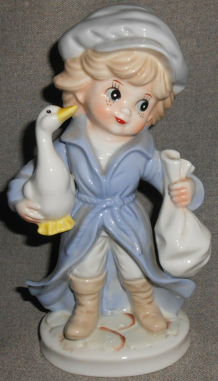 KPM - Germany - Pair Porcelain CHILDREN FIGURINES - Pottery & Glass