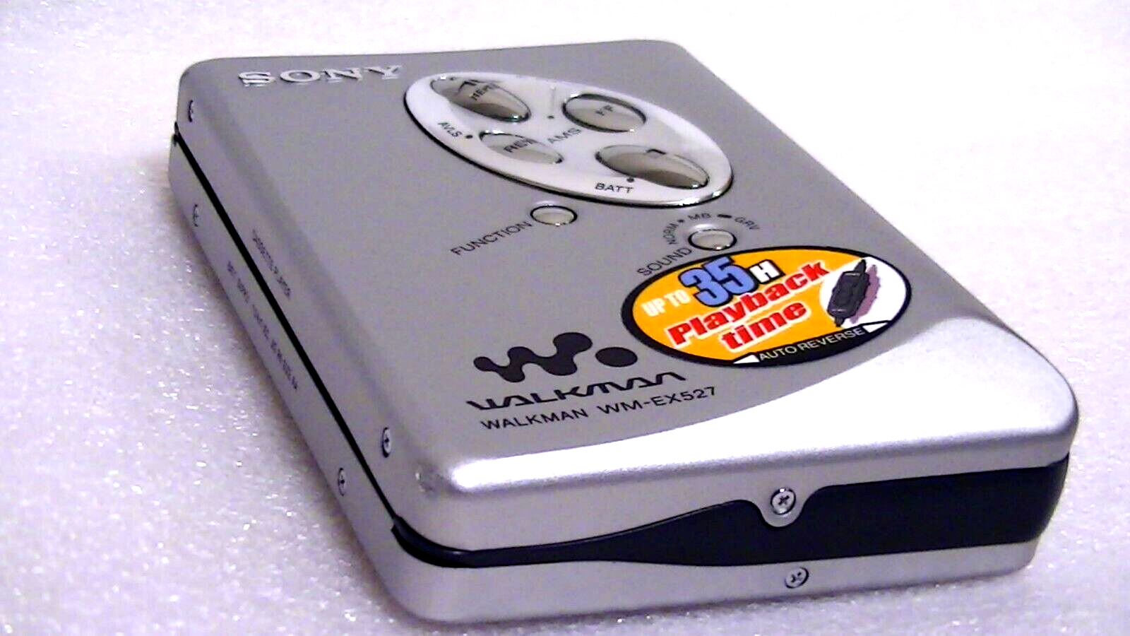 Restored VINTAGE SONY WALKMAN CASSETTE PLAYER WM-EX527, Works very well ...