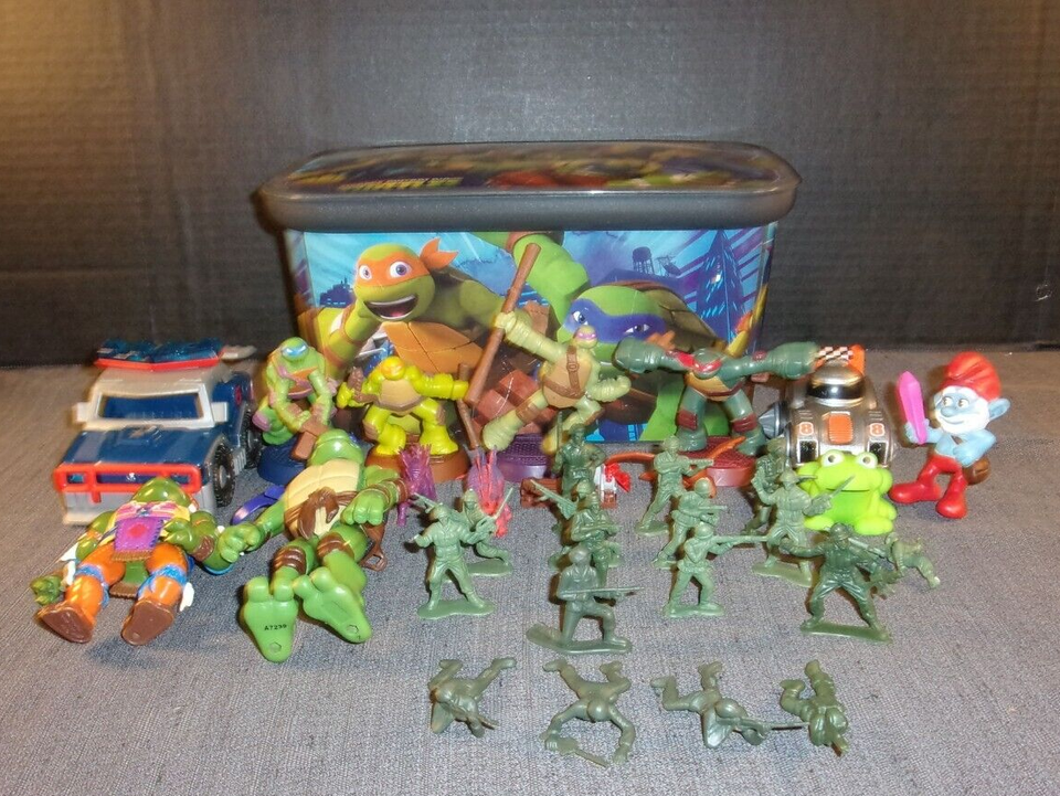TEENAGE MUTANT NINJA TURTLES BOX FILL WITH A VARIETY OF FUN TOYS FOR ...