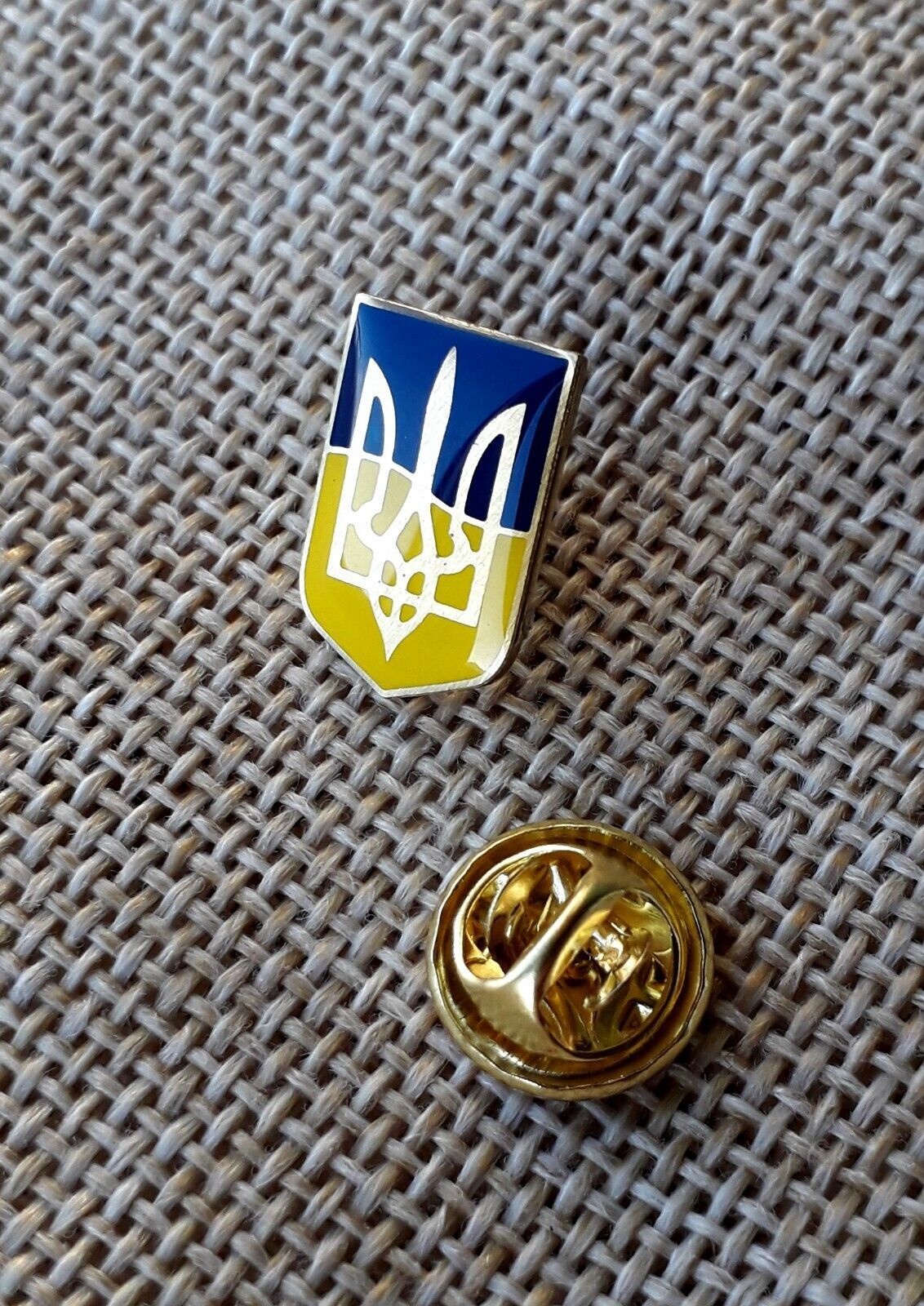 Ukrainian flag Tryzub Тrident Lapel Pin Blue and Yellow badge Gift ...