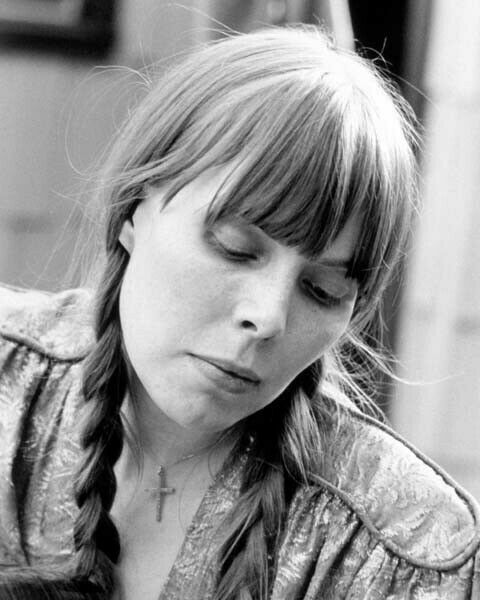 Joni Mitchell 1960's portrait great pose 24x36 poster - Everything Else