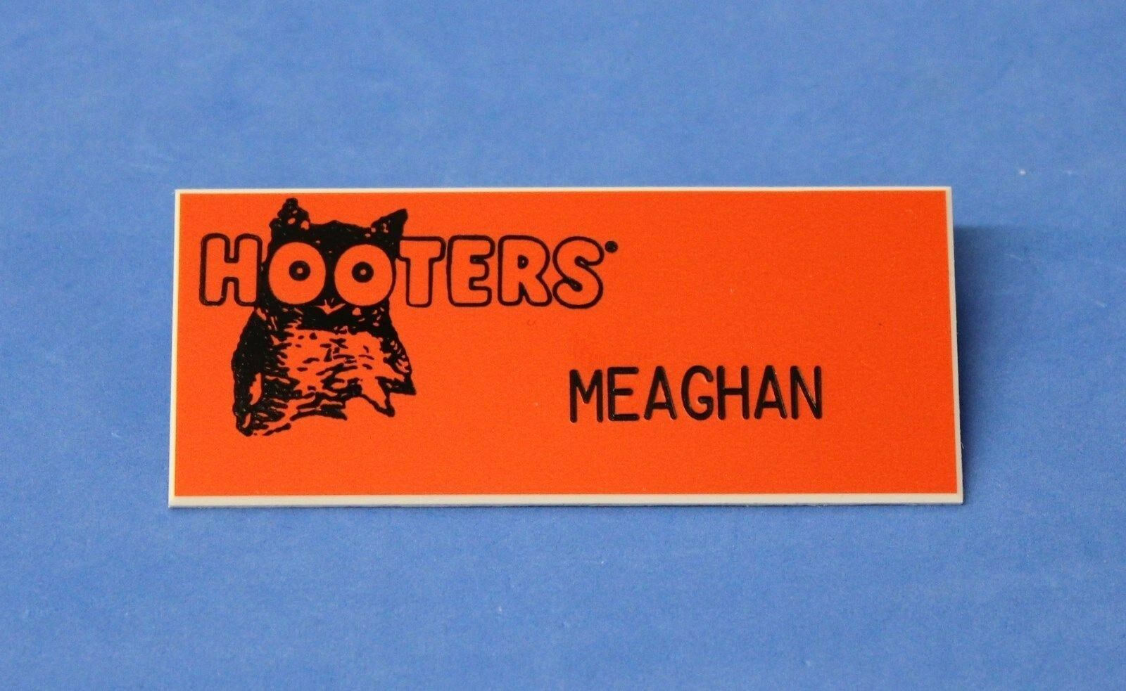 HOOTERS RESTAURANT GIRL MEAGHAN ORANGE NAME TAG / PIN - Waitress Pin ...