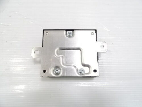 Mercedes W205 C63 C300 module, fuel pump control 0009002414 - Other