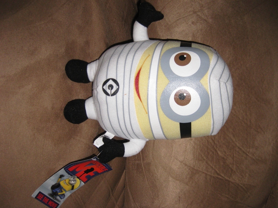 DESPICABLE ME MUMMY MINION Brand New Licensed Plush NWT Tags 9" Sugar ...