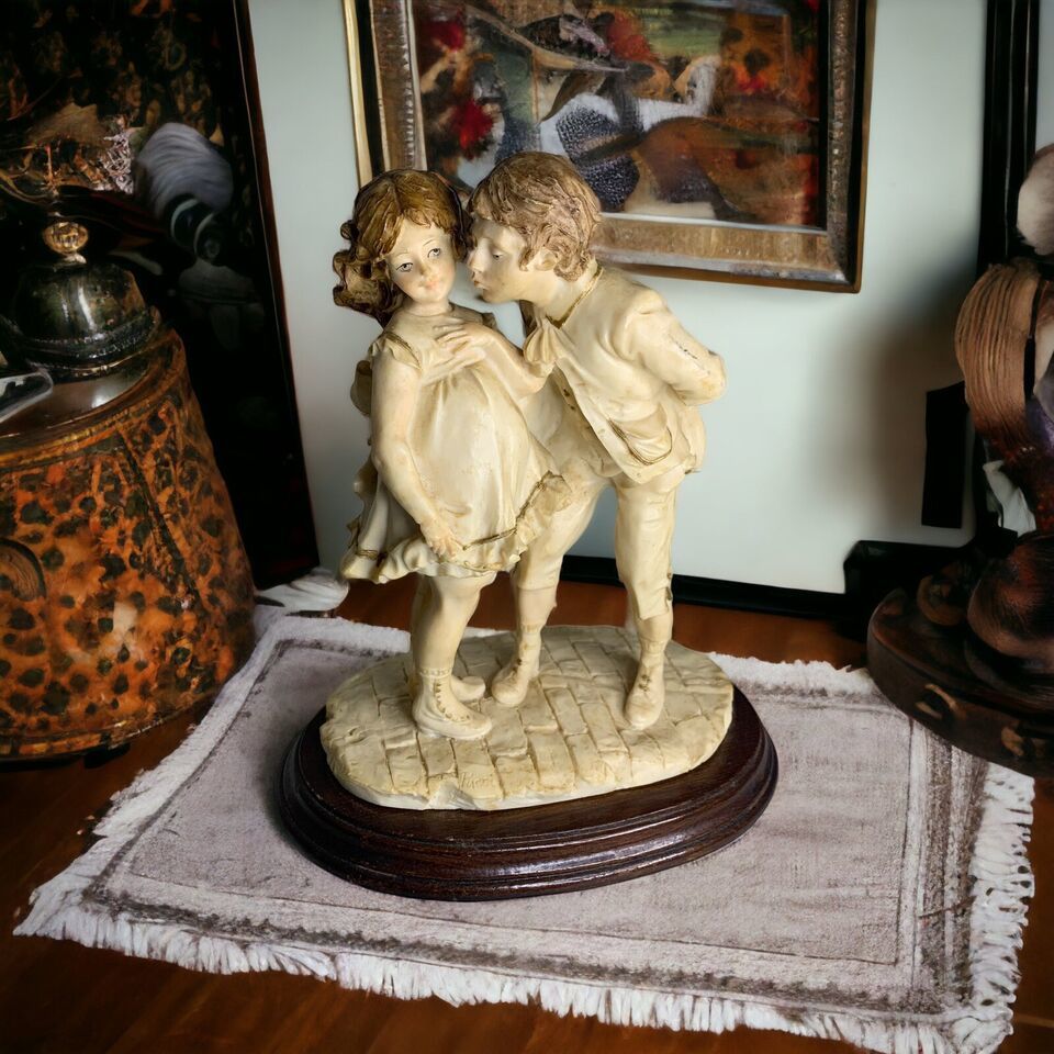 Pucci 1984 Arnart Bruno “Boy Kissing Girl “ Capodimote Figurine ...