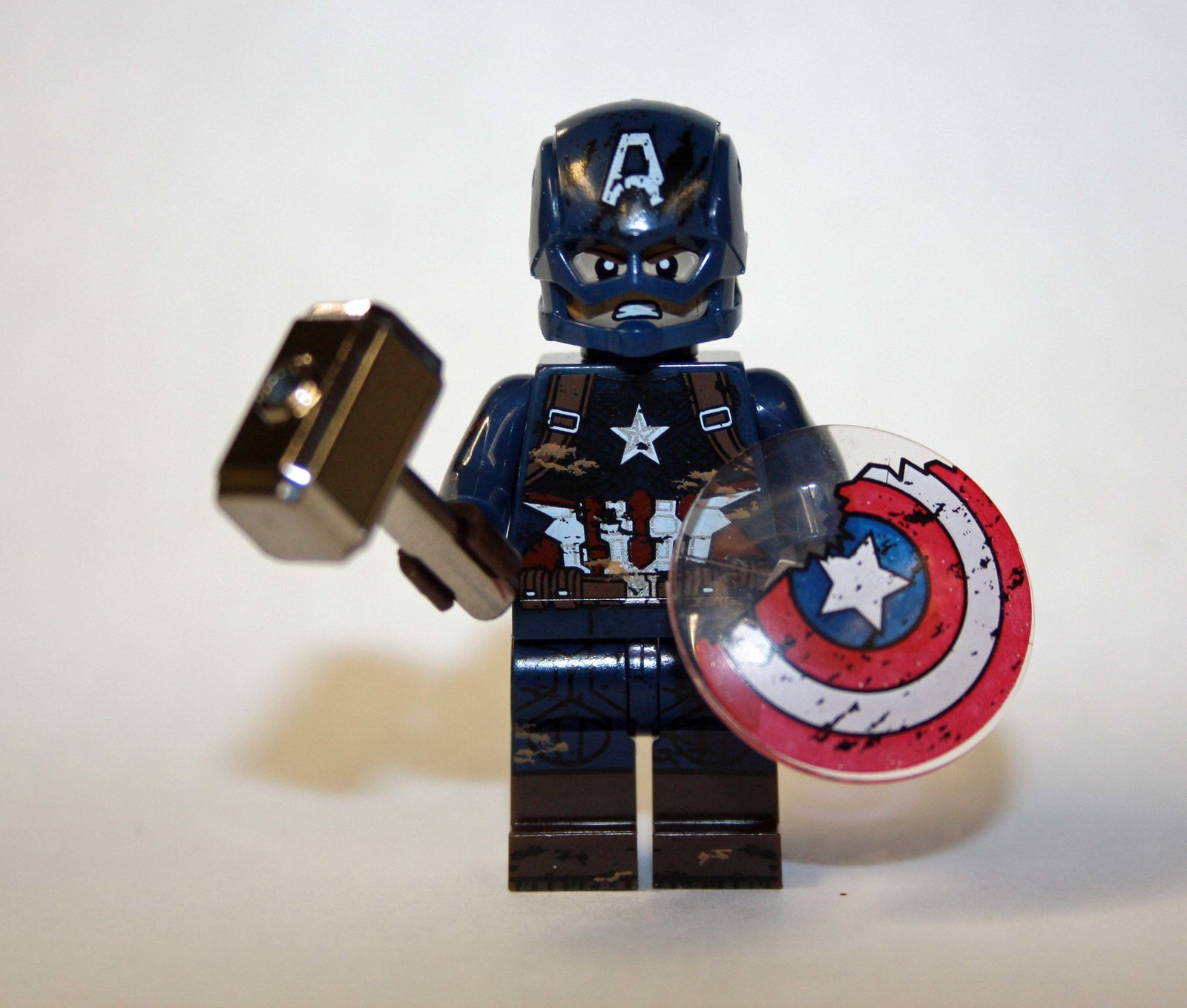 Captain America Battle Damage Broken Shield Minifigure Packs - LEGO (R ...