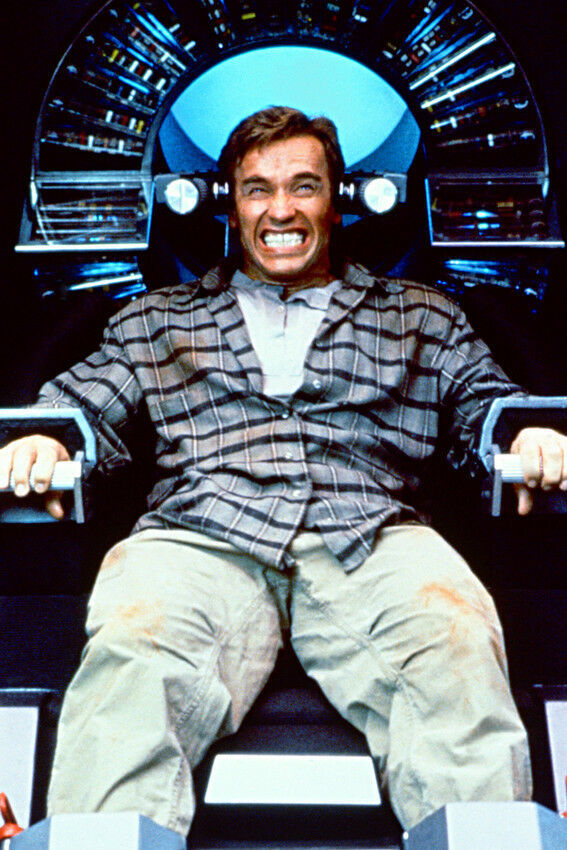 Arnold Schwarzenegger Total Recall 11x17 Mini Poster - 2000-Now