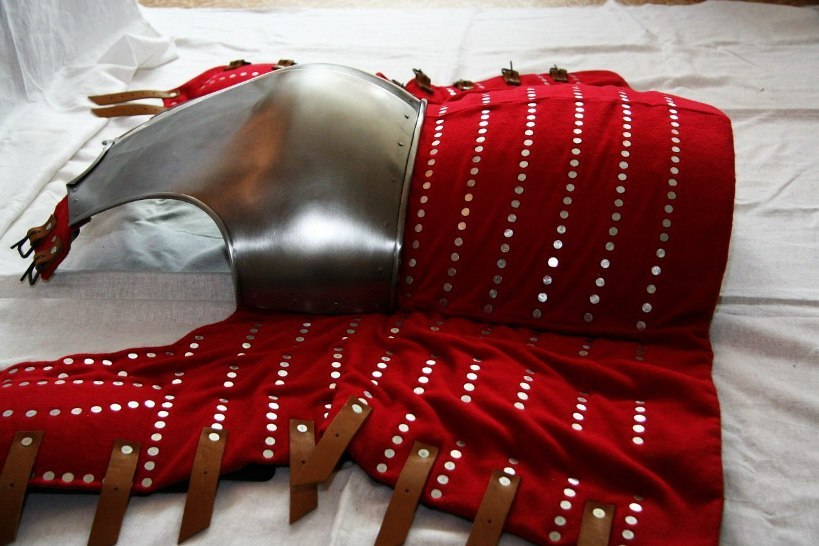 NauticalMart Medieval Knight Red Brigantine With Breastplate Armor ...