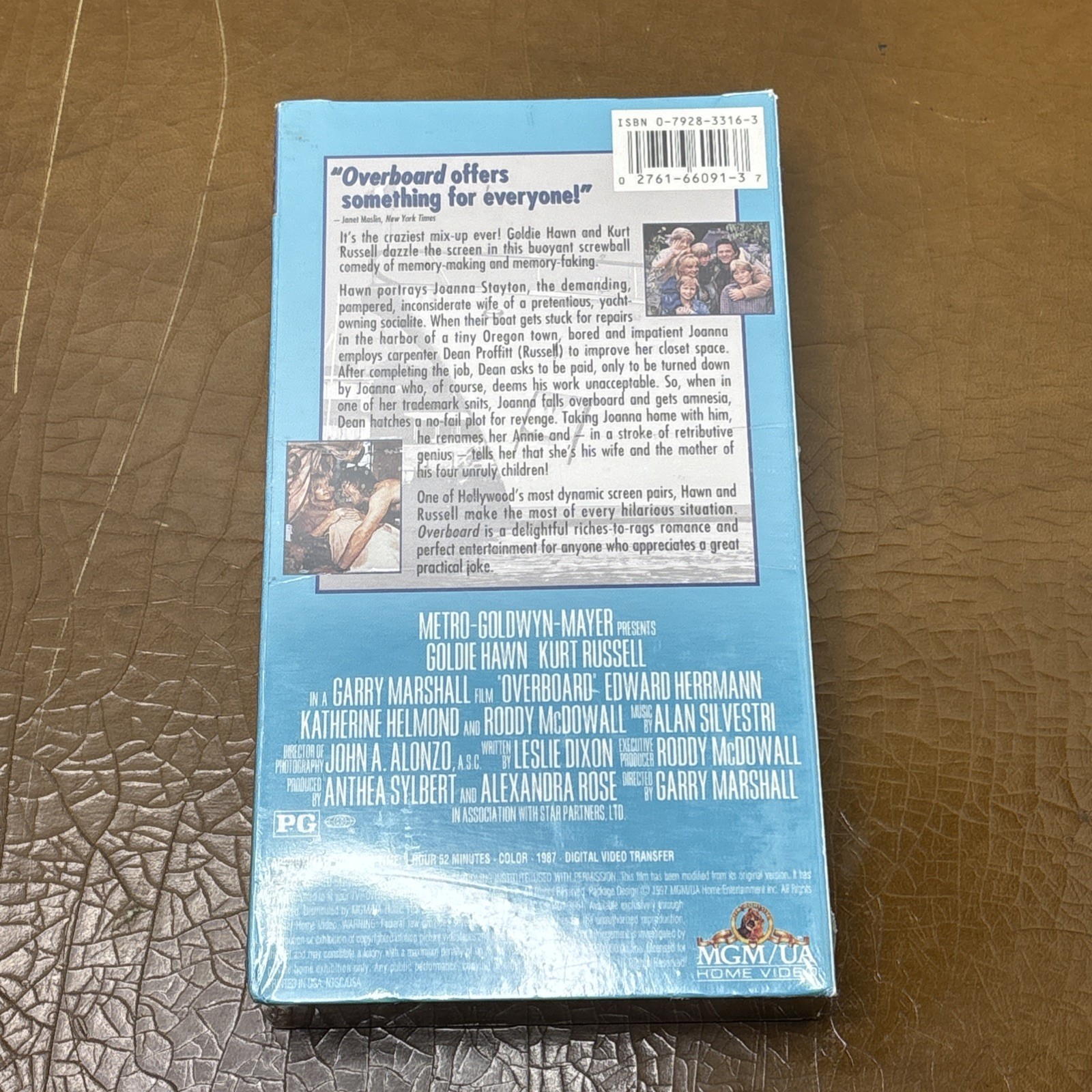Overboard VHS 1996 Goldie Hawn, Kurt Russell, Edward Herrmann Katherine ...