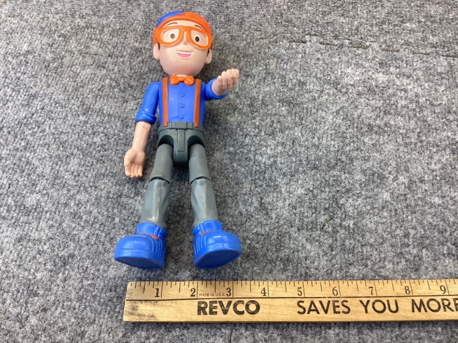 Blippi Talking Figure, 9-inch Articulated Toy with 8 Sounds and Phrases ...