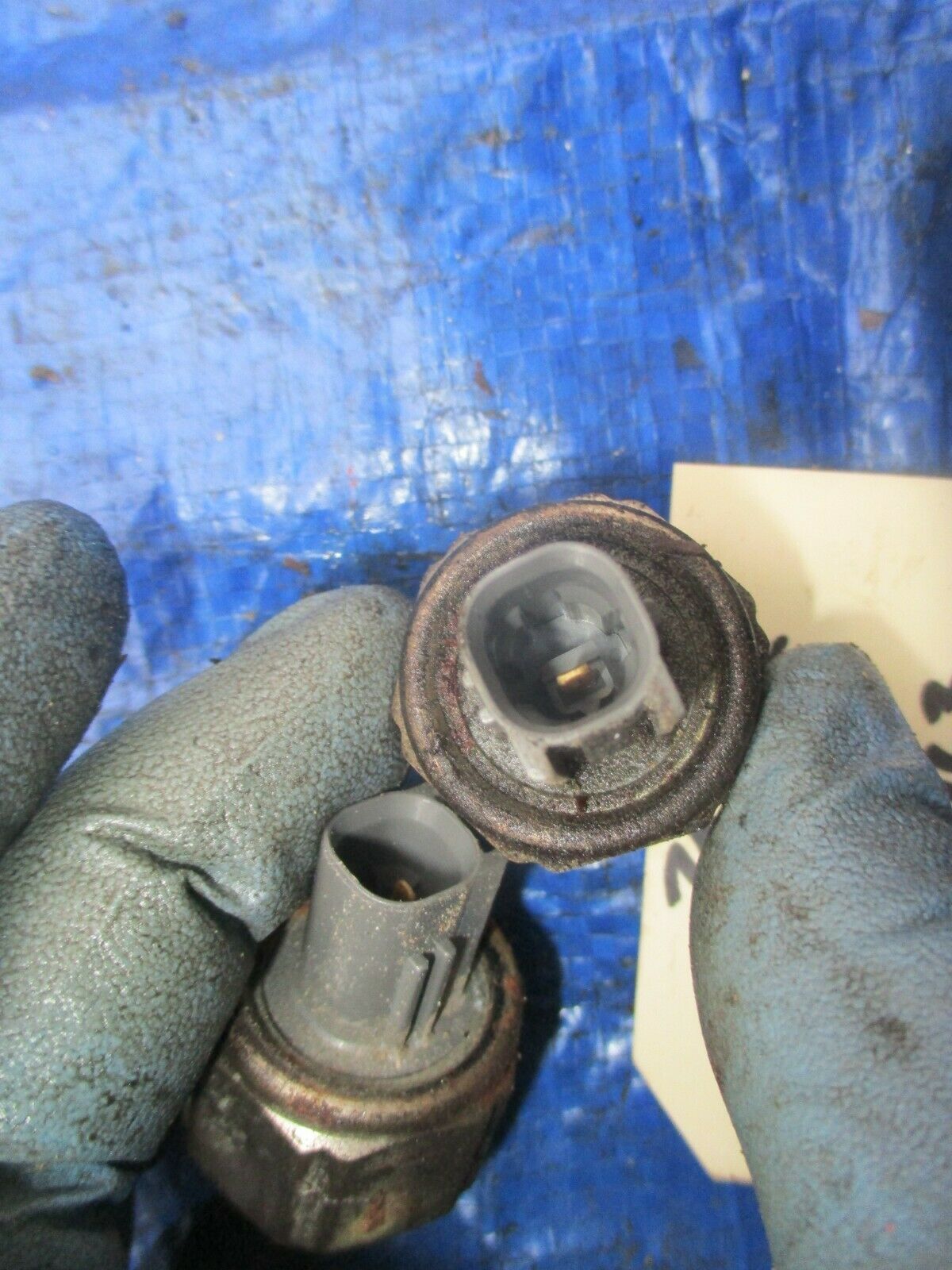2000 Toyota Camry 3.0 V6 knock sensor assembly set OEM engine left and ...