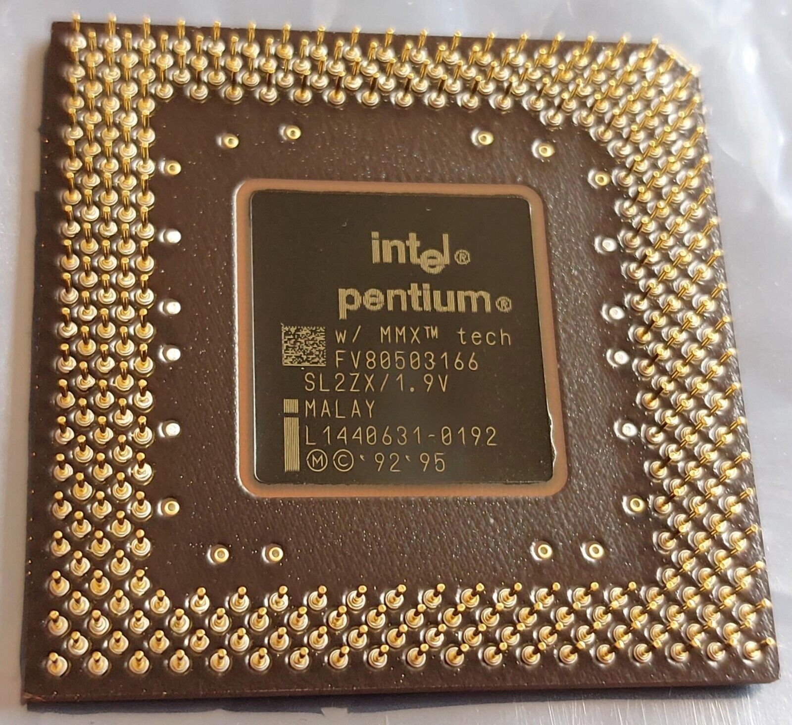 Intel® Pentium® Mmx Tech Processor Fv80503166 Sl2zx 1 9v Cpu Cpus