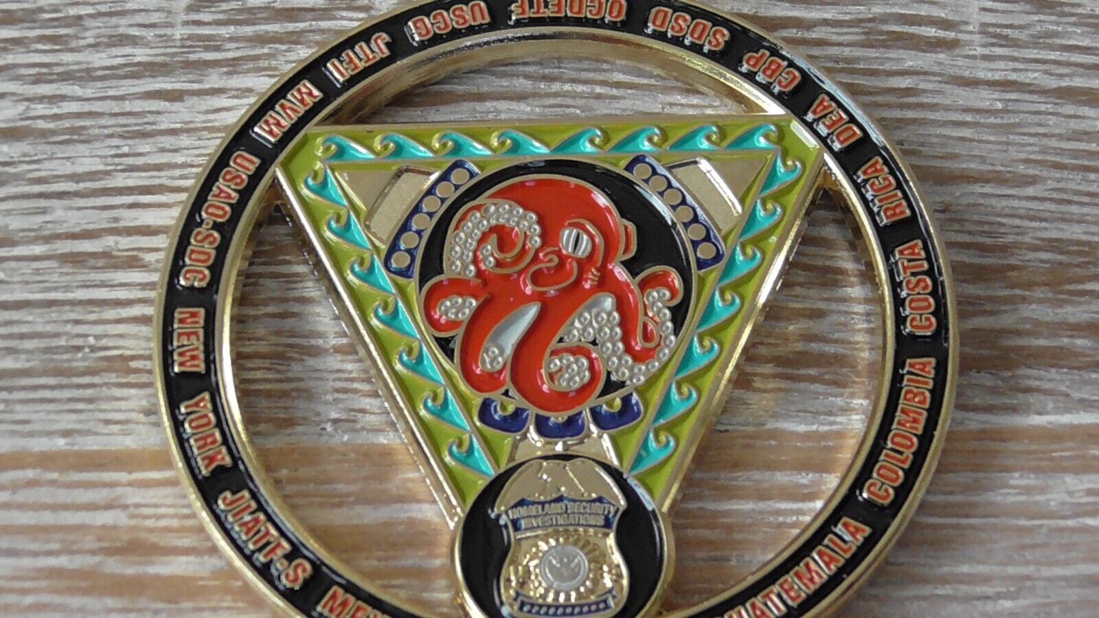 HSI Operation Red Corridor Homecort Red Eye Challenge Coin #A520 ...