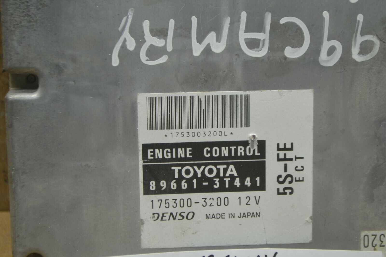 1998 1999 Toyota Camry Engine Control Unit ECU 896613T441 Module 215 ...