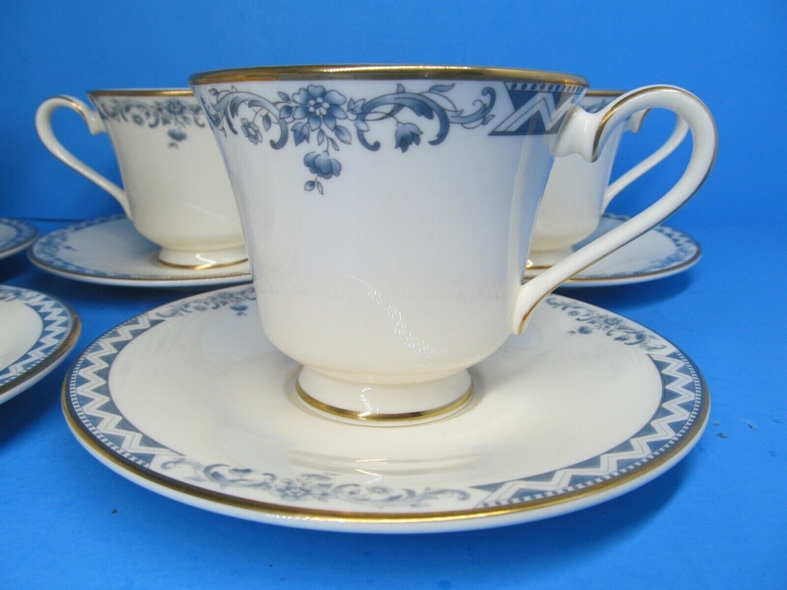 Royal Doulton Josephine Gold Cups And Saucers Bundle of 5 sets - Cup ...