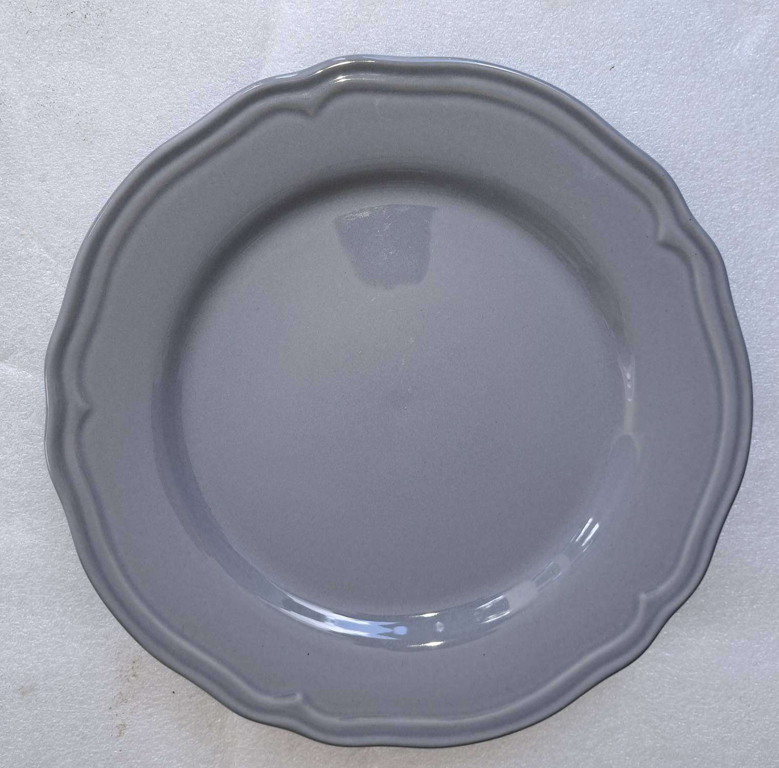 Ikea of Sweden Arv Gray Color Scalloped Edge Collectible Dinner Plate ...