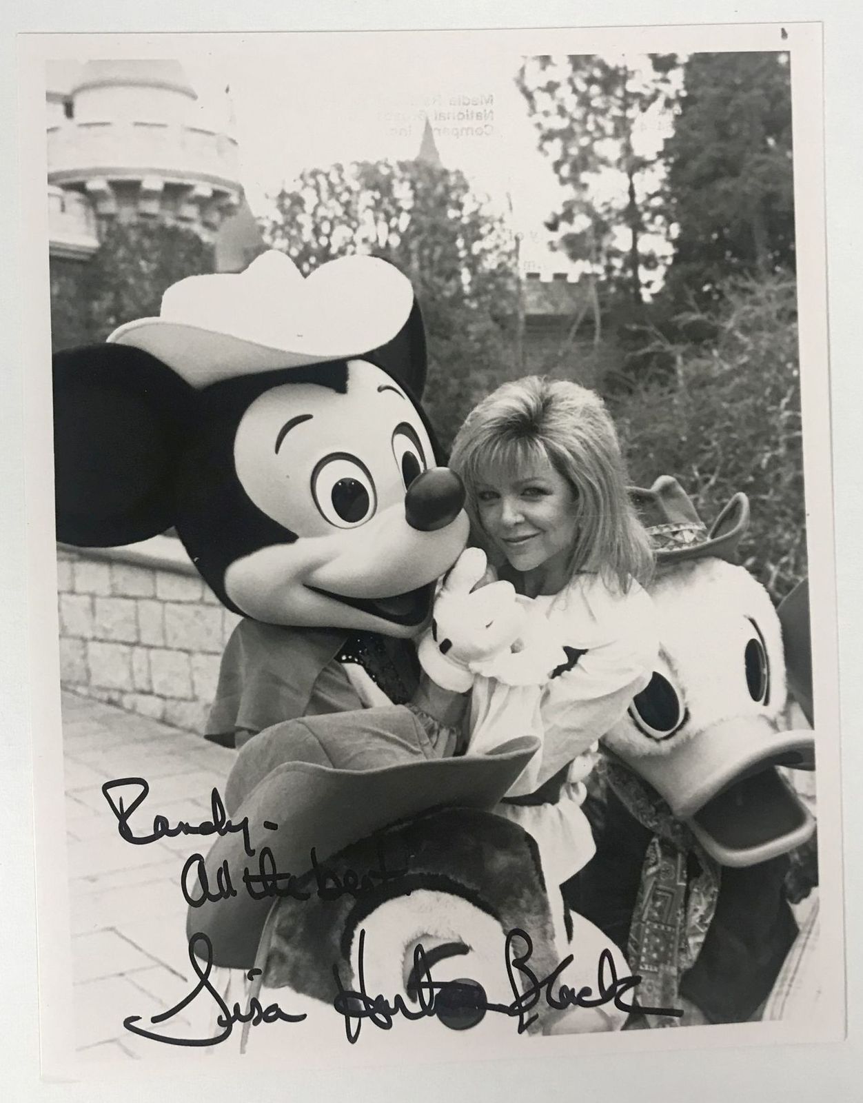 Lisa Hartman Black Autographed Signed Glossy 7x9 Photo - Photographs
