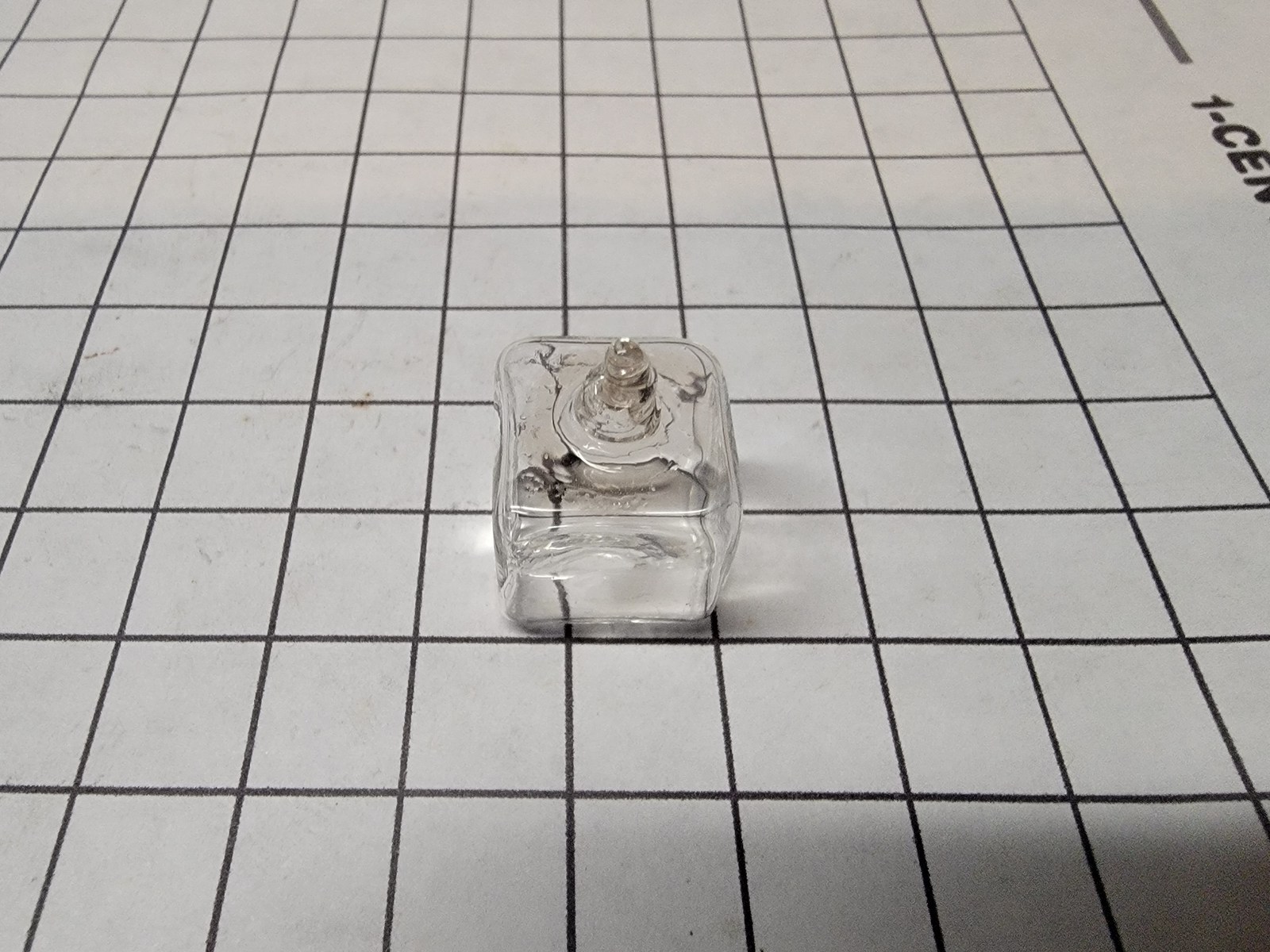 99.999% Helium Gas Discharge Cube Element and similar items