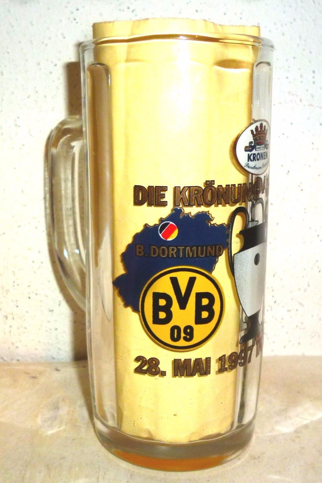 2 Kronen BVB Borussia Dortmund Champions 1997 German Beer Glass Seidels ...