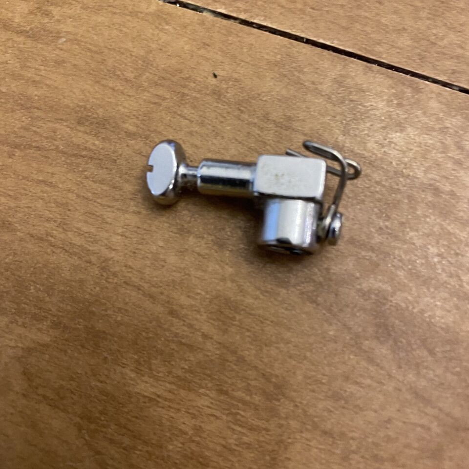 Singer 7011 Sewing Machine Replacement OEM Part Needle Clamp - Sewing ...
