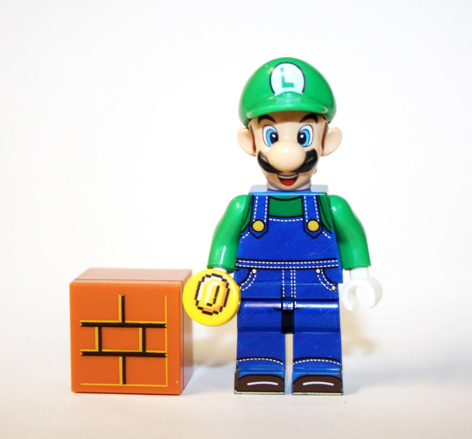 Minifigure Custom Toy Luigi with Brick Block The Super Mario Bros ...